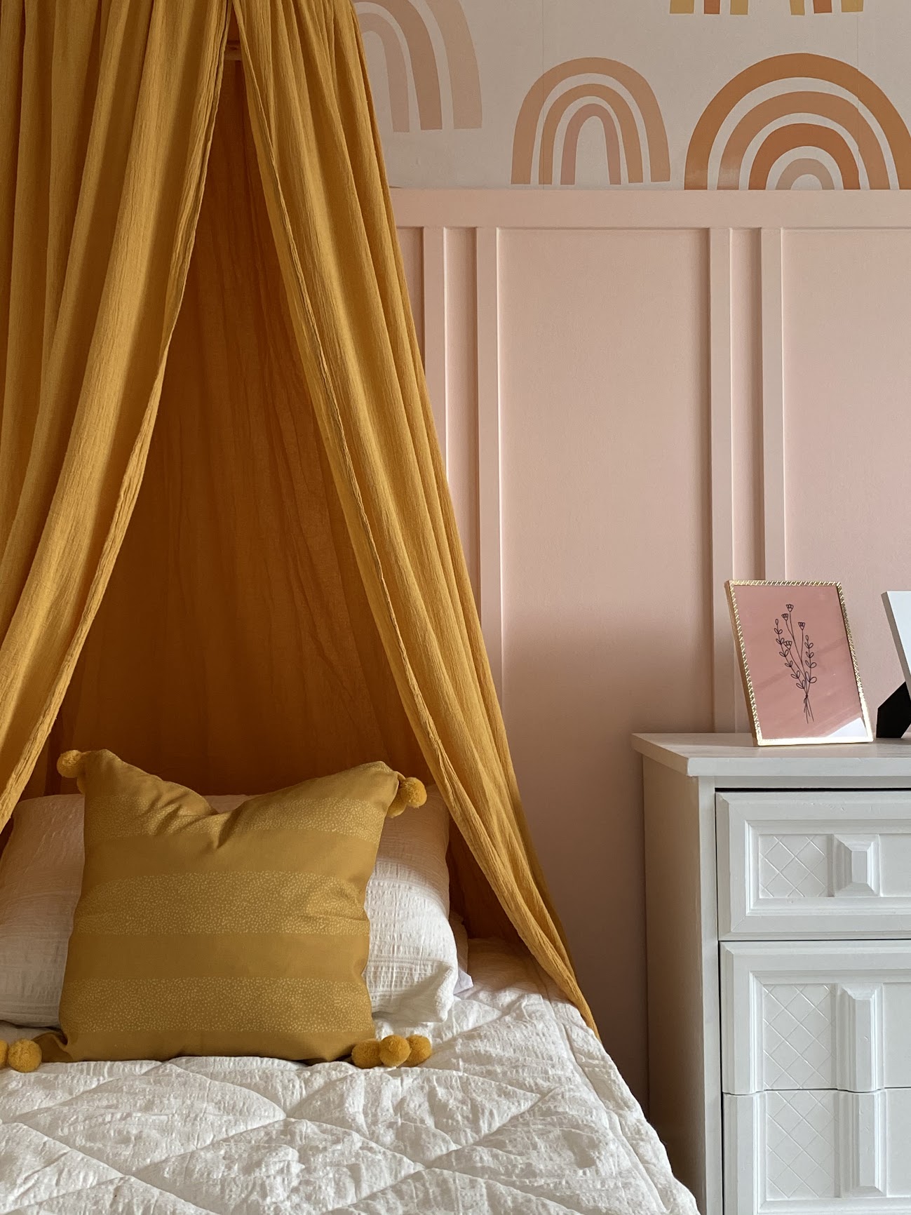 Four Girls, Two Rooms – Beautiful Girl Room Makeovers - buildsbykristen.com